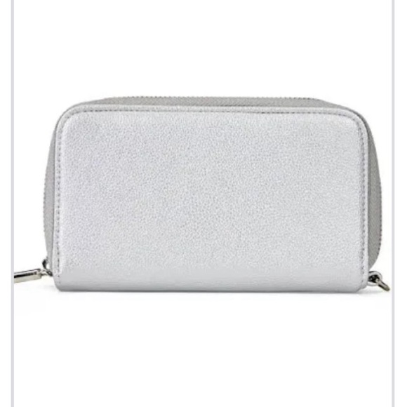 thirty-one | Bags | Nwt Thirtyone Slim Wallet Silver Metallic Smooth ...